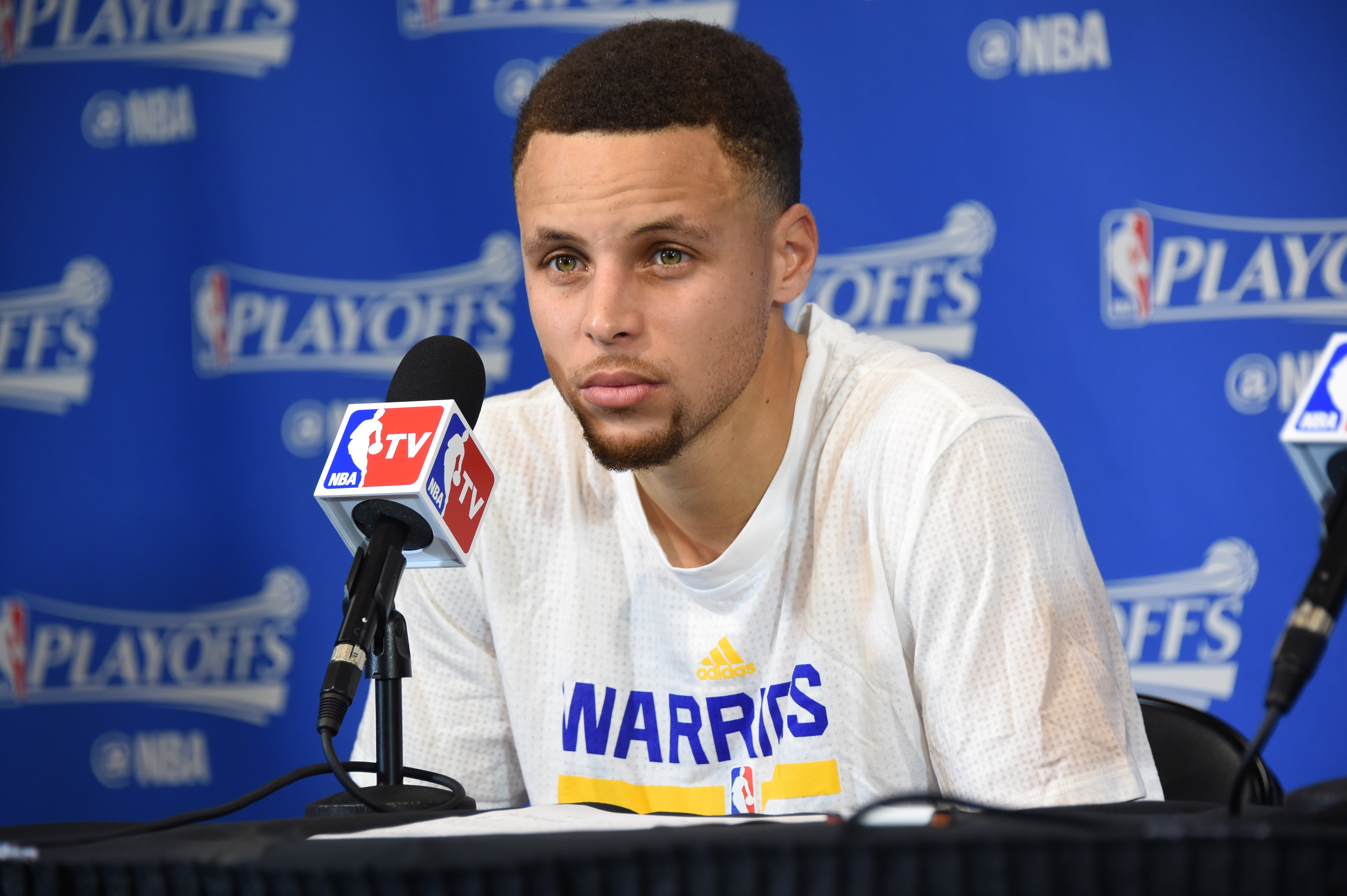 Steph Curry Breaks Down Crying In Locker Room [VIDEO] | iPower 92.1/104 ...